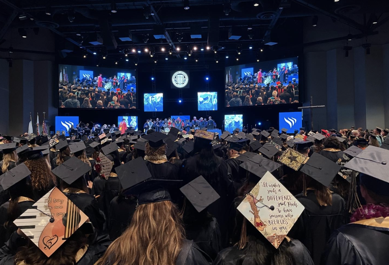 Vanguard Celebrates the Classes of 2020 and 2022 - Vanguard University